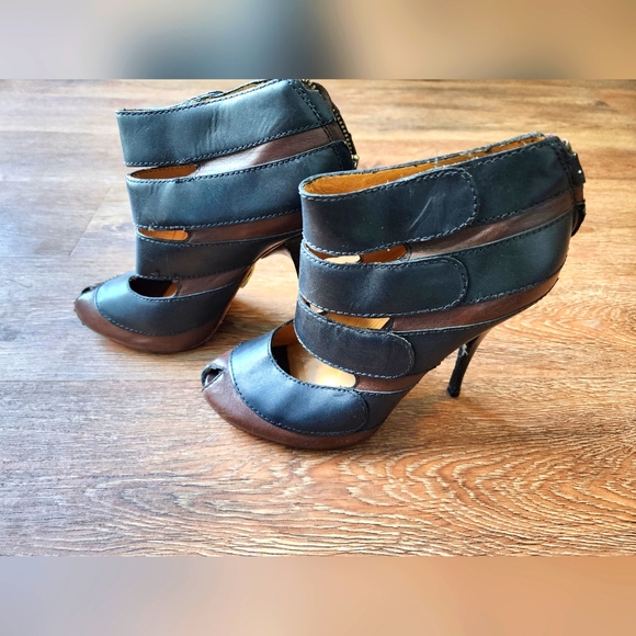 L.A.M.B. | Shoes | Lamb Bootie Ankle High Heels | Poshmark